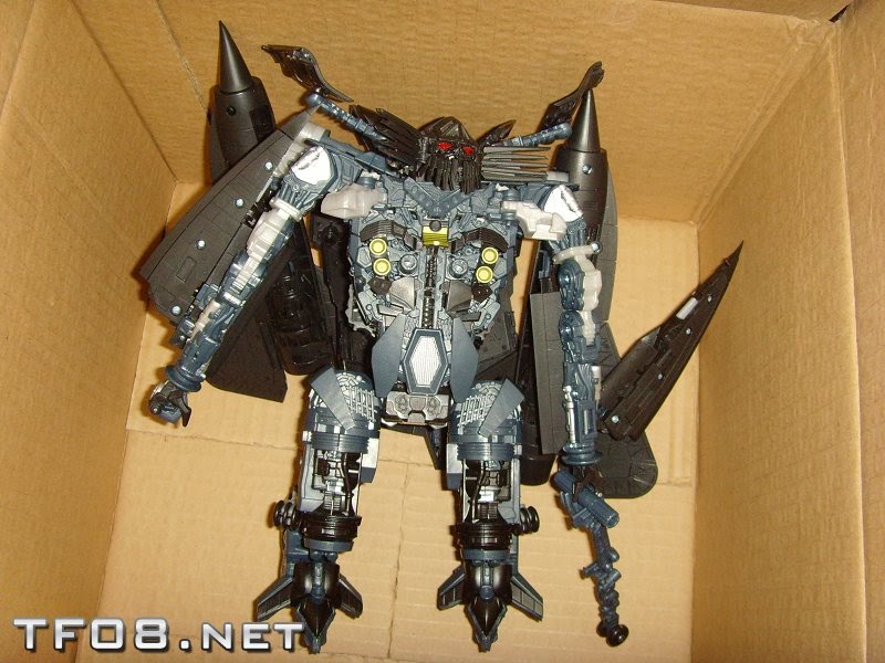 Blog Transformers.com: Una imagen de Rotf Jetfire Leader