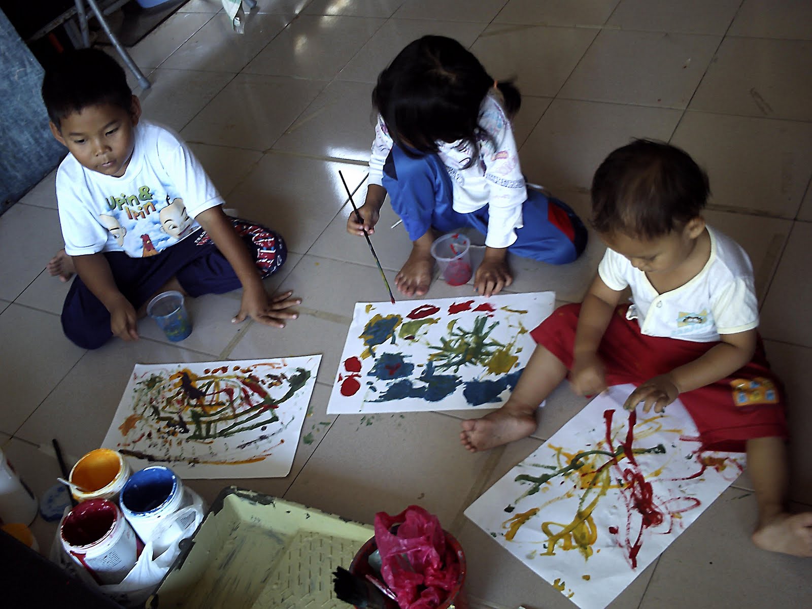 galeri seni muar: HASIL LUKISAN CUCU