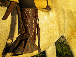 CORTIJO LOS PONCHOS,DOMA VAQUERA: Polainas Vaqueras repujadas...