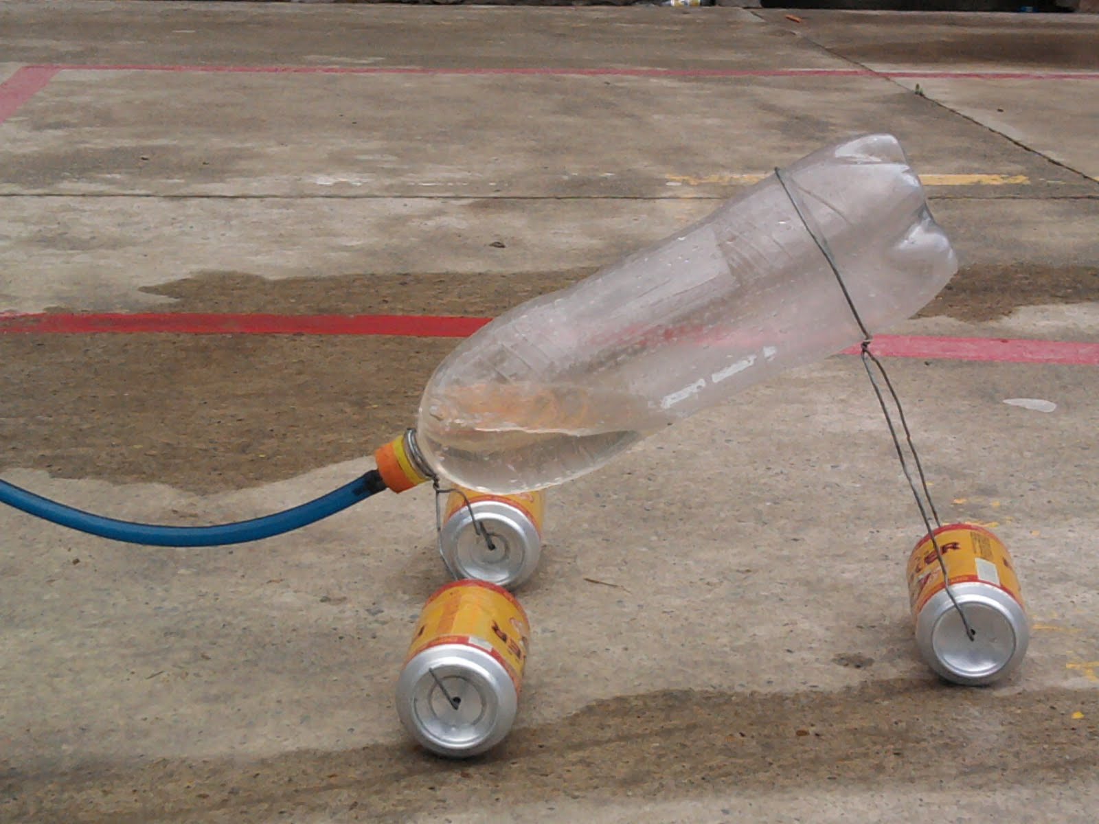 EQUIPO AVATAR 4 "FISICA": CARRO PROPULSADO POR AGUA