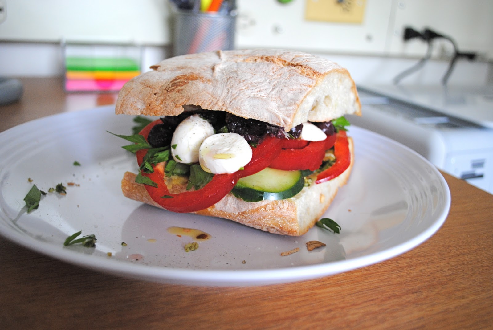 Dorm Room Dinner: Crafting the Incredible, Edible Sandwich