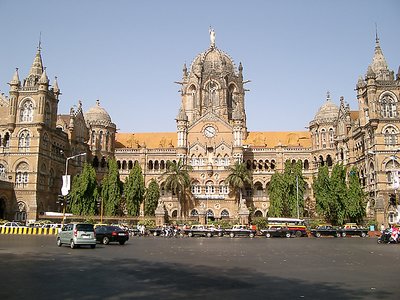 Mumbai Nomads: Mumbai Now and Then