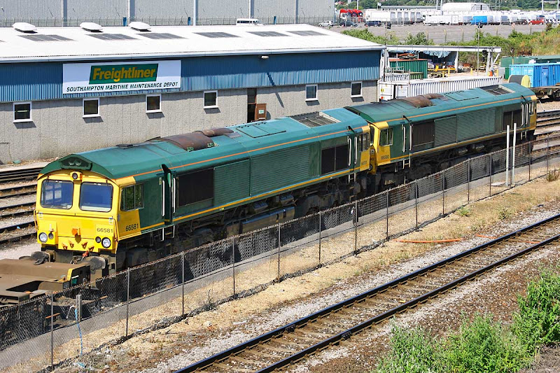 47s and other Classic Power at Southampton: 26th June 2010 - 66580 and ...