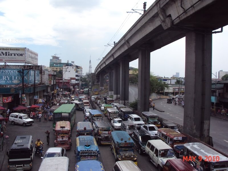 Em Esber Blog 2: Views of the intersection of EDSA and Aurora Boulevard ...