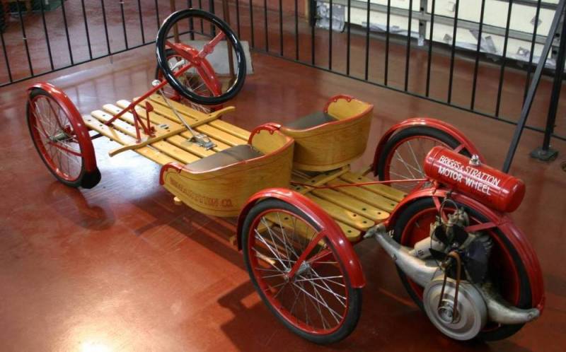 General Wheels: Auto Red Bug