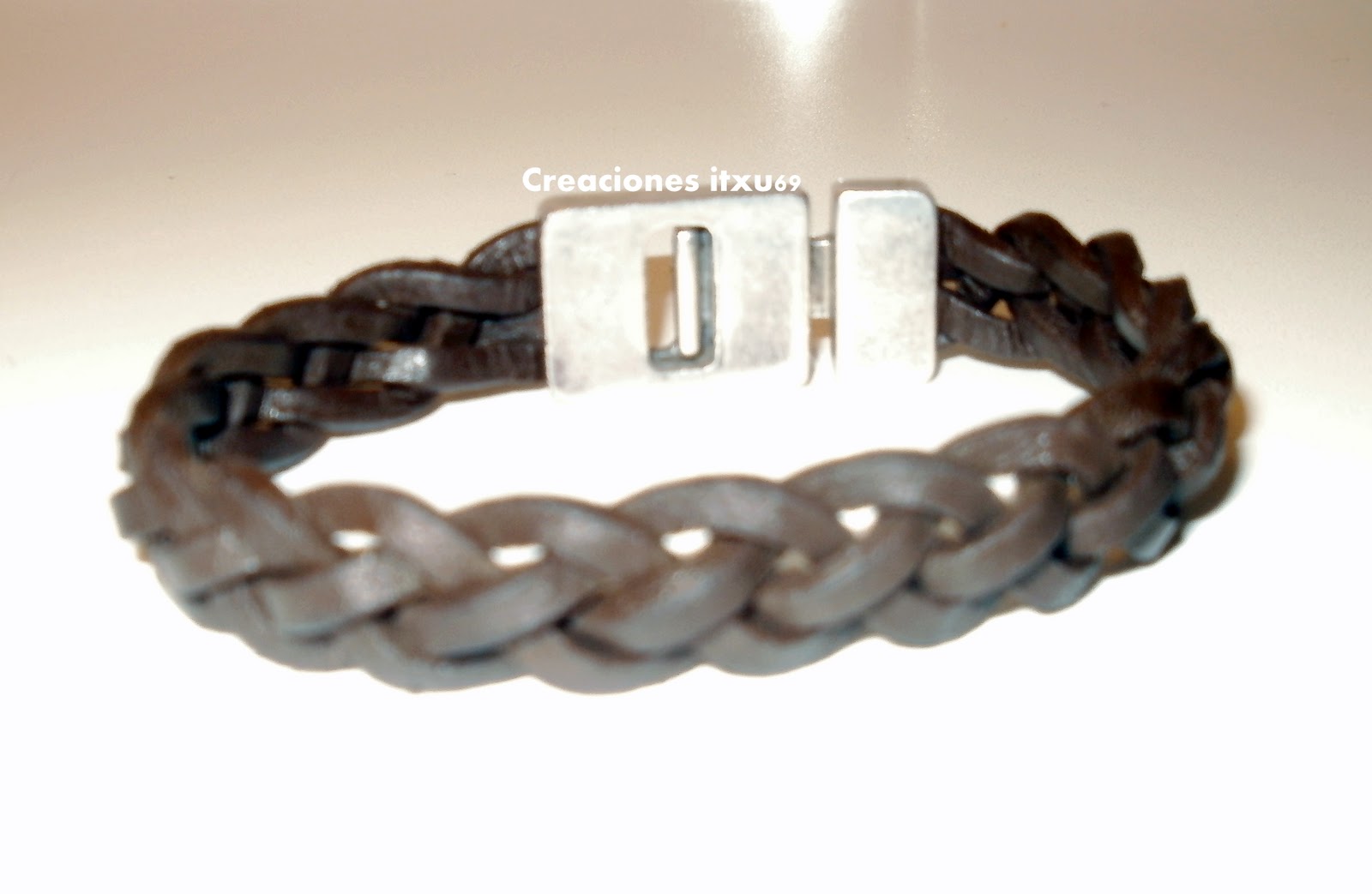 Creaciones itxu: Pulseras de chico