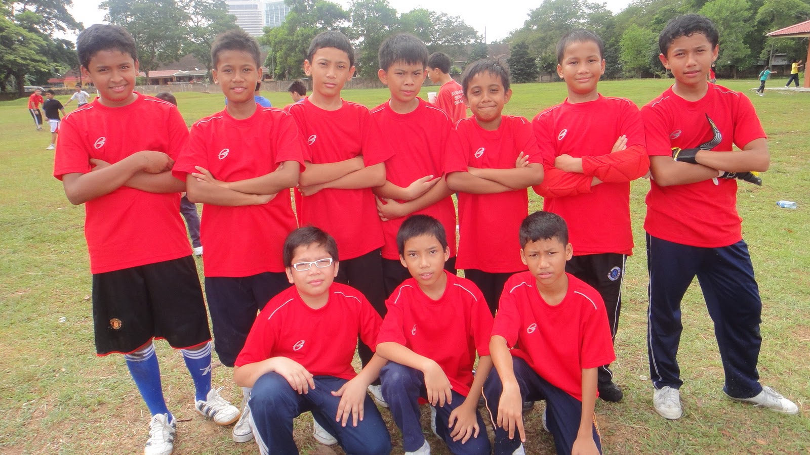SK RAJA MUDA,SEKSYEN 4,SHAH ALAM: AKTIVITI TAHUN 6 - FUTSAL ANTARA KELAS