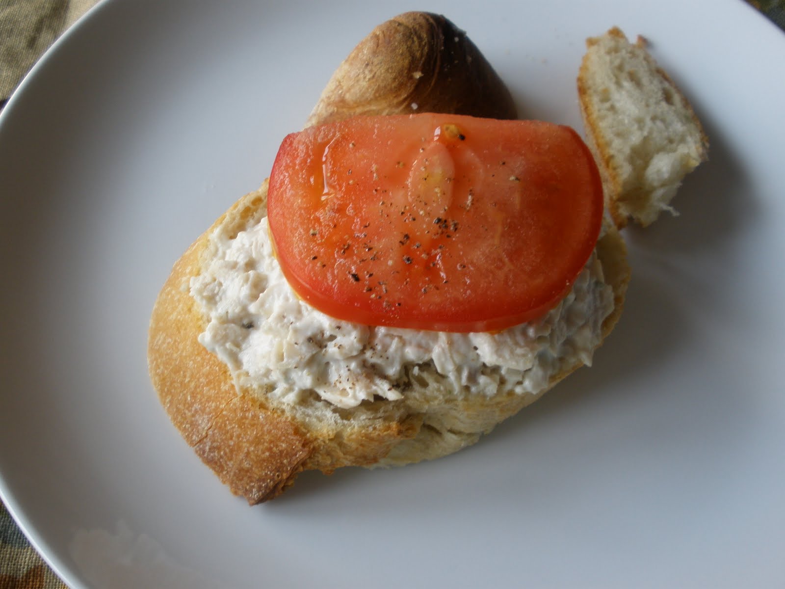 Chez LaFleur in Manhattan: Suzee's Tarragon Chicken Tartine