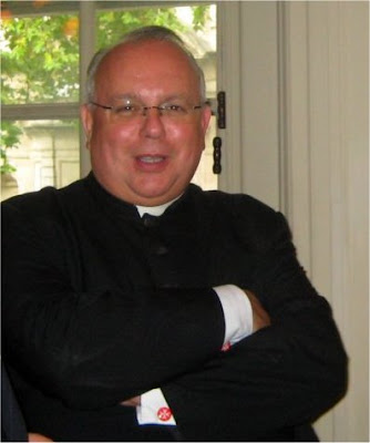 Clerical Whispers: English priest to guide completion of new missal ...