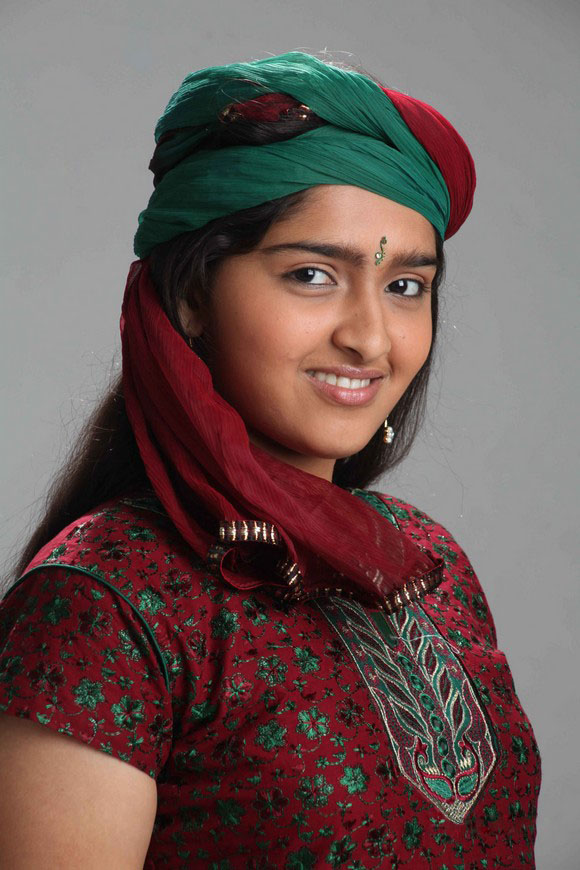 Best Hot Actress: Parimala Thiraiarangam Movie Stills