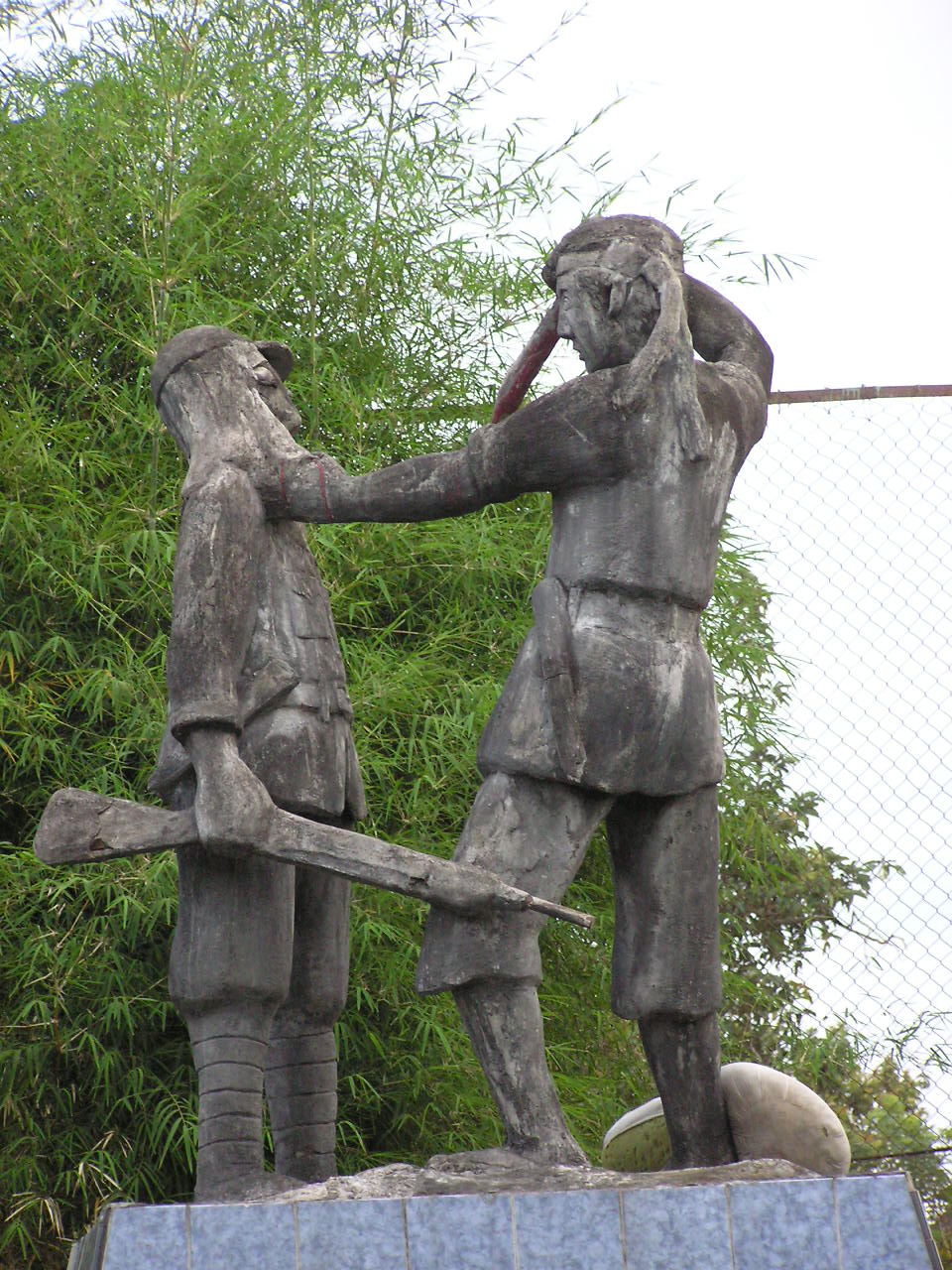 Curup | Rejang Lebong | Bengkulu: Tugu Peringatan - Curup