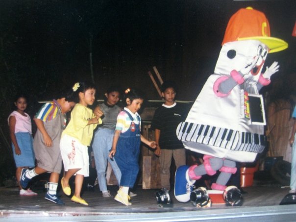 Wonderful Praise Album for Kids (and Parents, too!) - Write, Breathe, Live