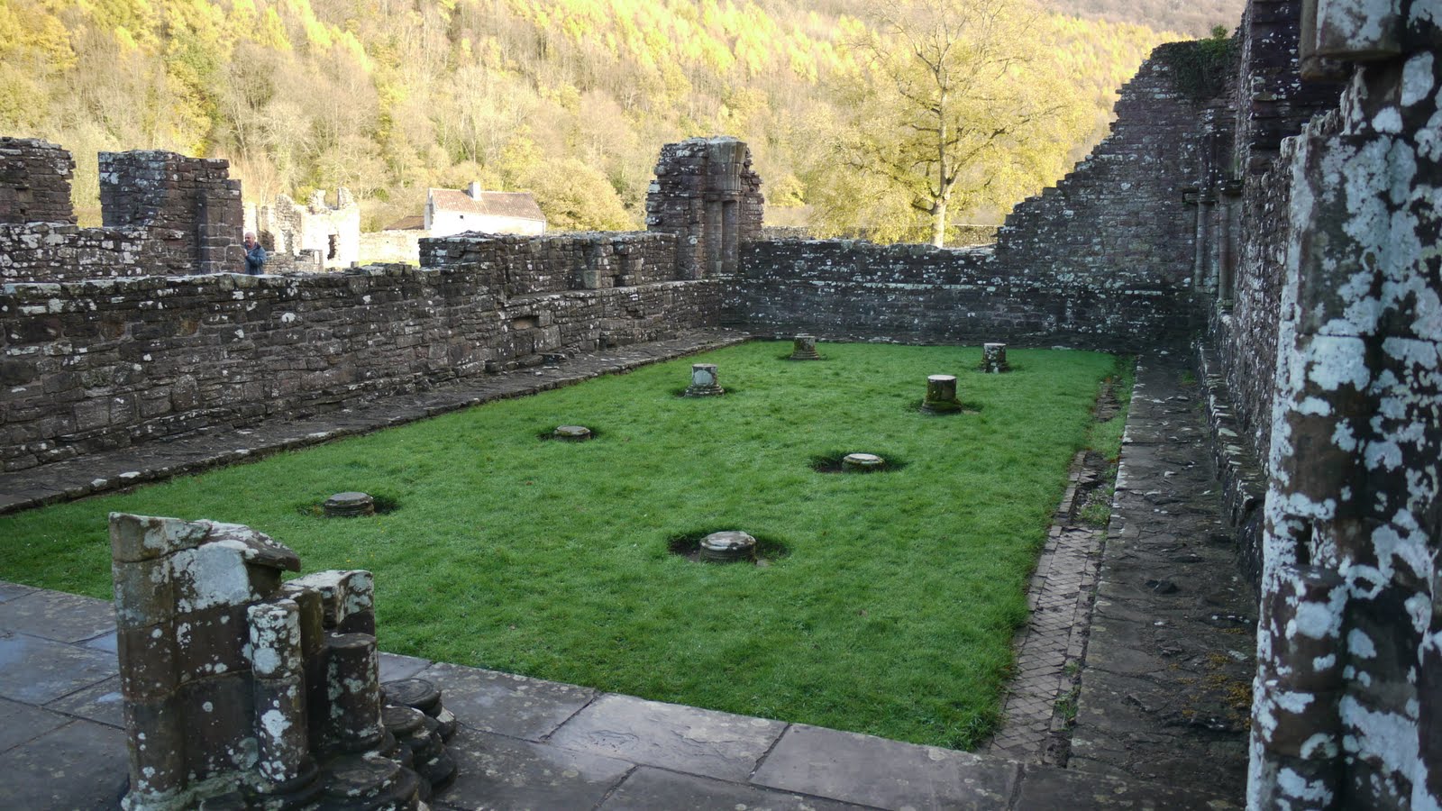 Tintern Abbey Chepstow - Britain All Over Travel Guide