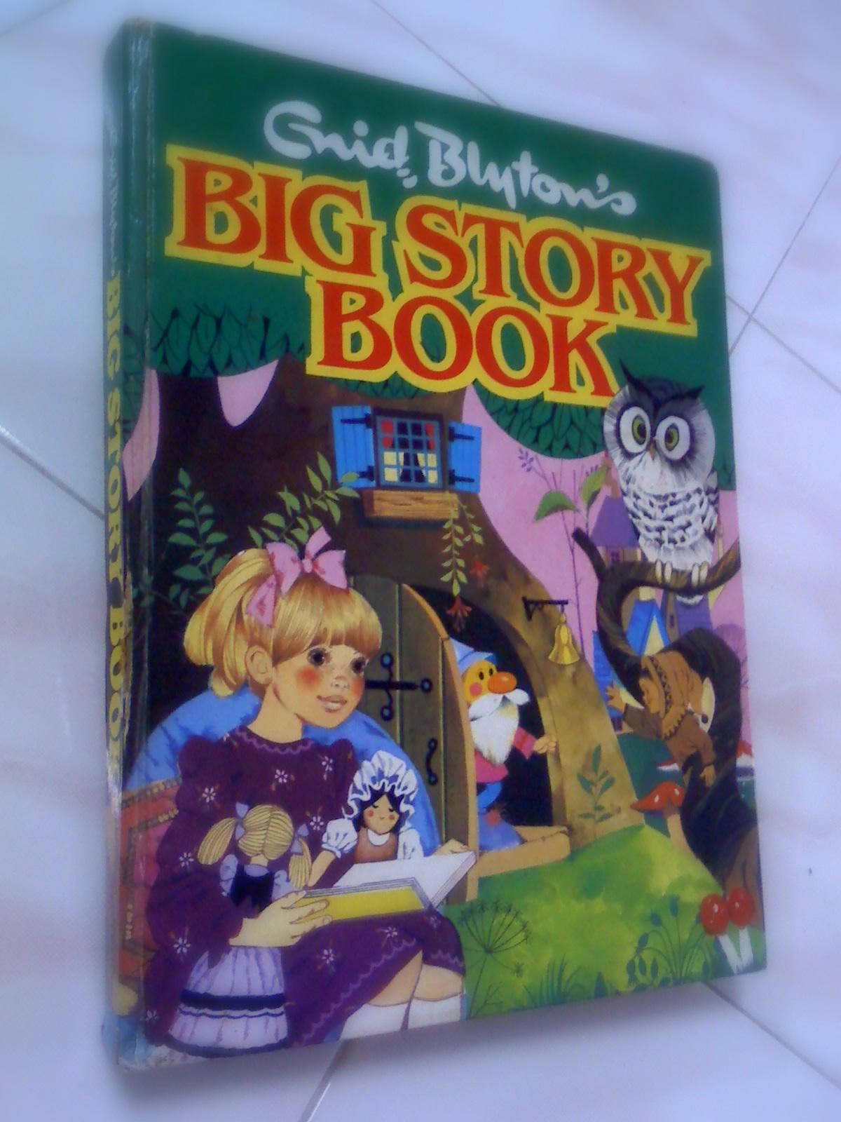 Ulat Bookstore: Enid Blyton's Big Story Book