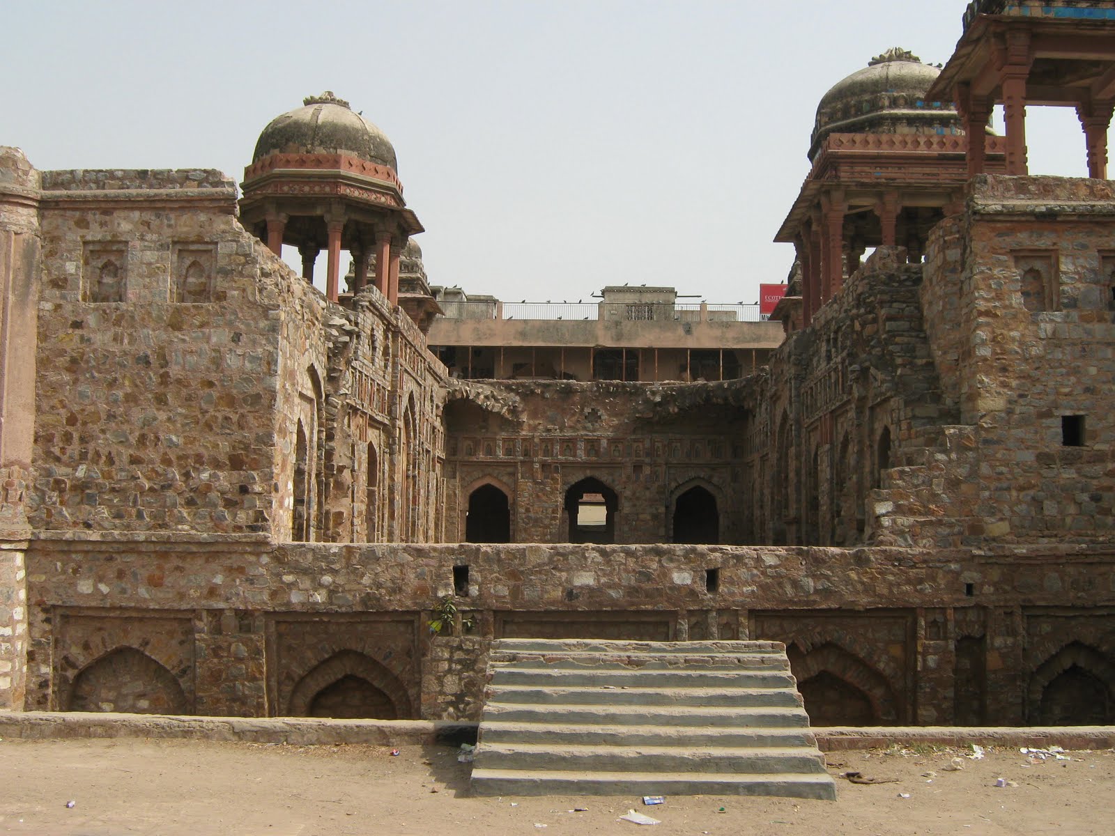 Chasing History: Jahaz Mahal