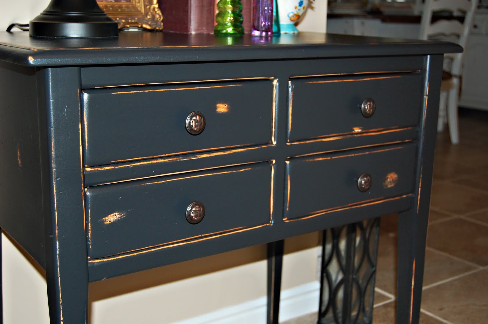 The Frosted Gardner: Classic Black Side Table