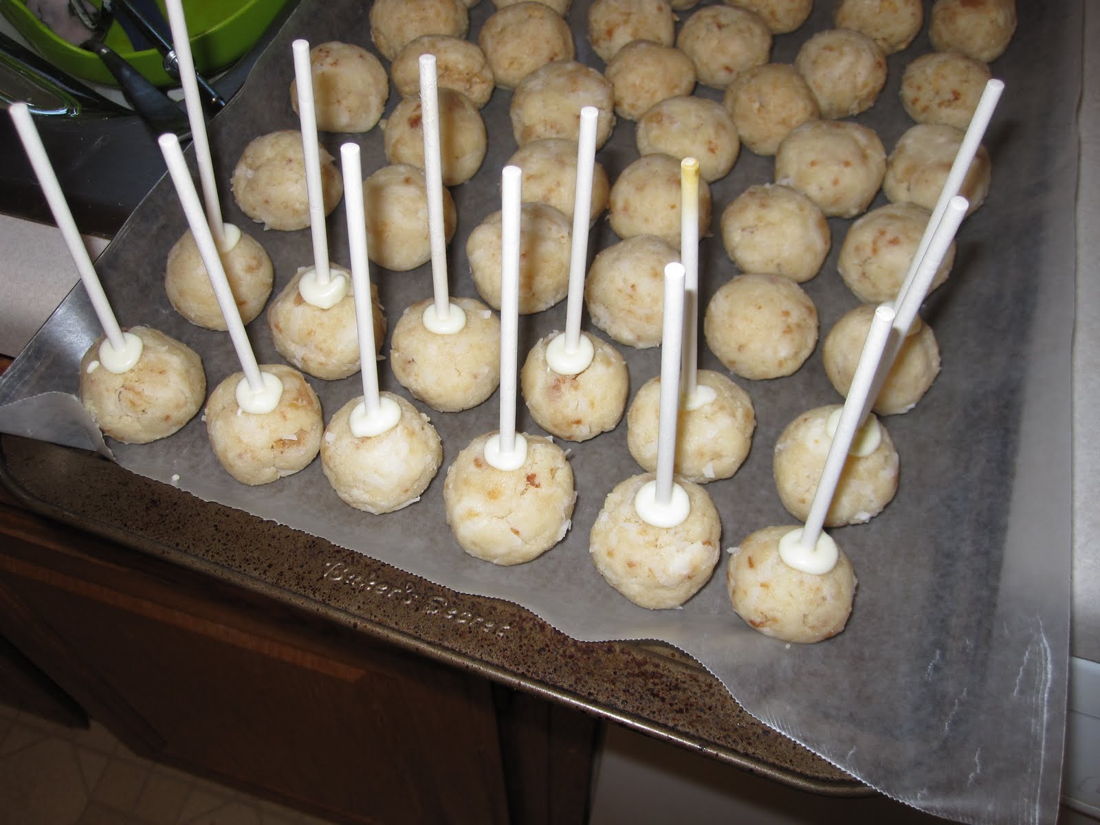 cookbook: Coconut Cake Pops