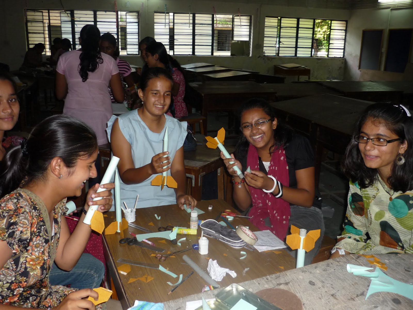 Model Rocketry: Model Rocketry Program - Girls Polytechnic