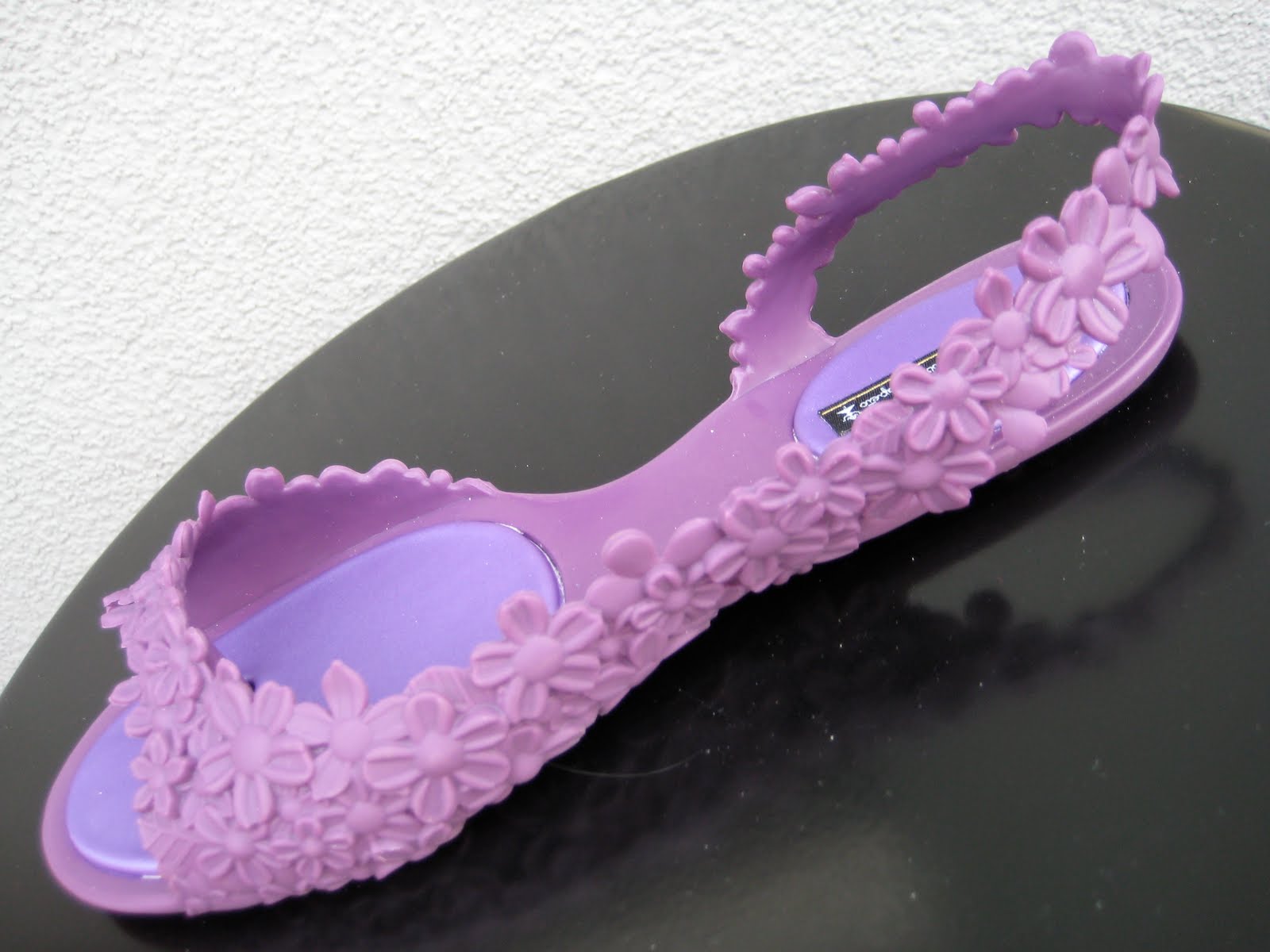 veganlux - vegan in luxembourg: melissa plastic shoes