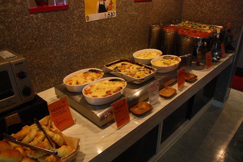 Drink and Food / Comidas e Bebidas: Fontana, restaurante Italiano ...