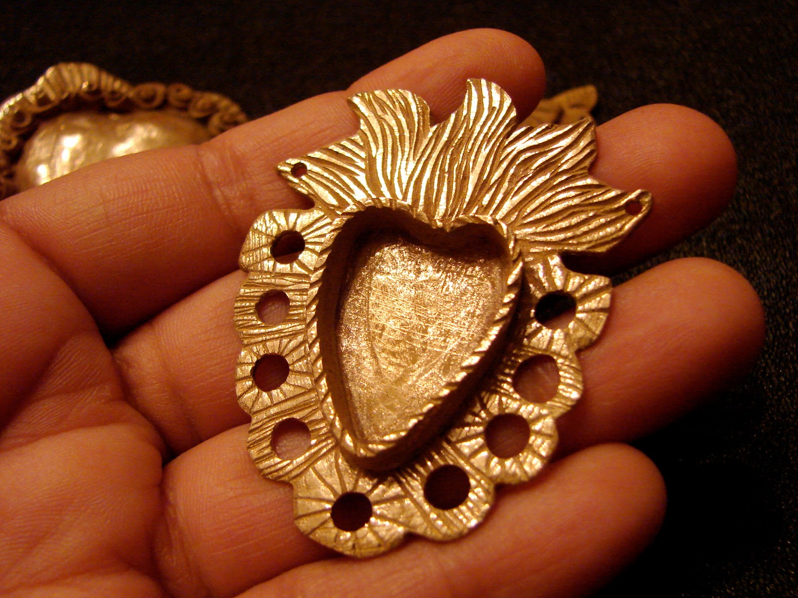 Lorena Angulo: FastFire BRONZclay