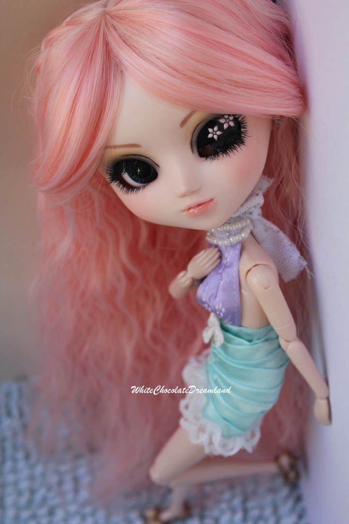 WhiteChocolateDreamland: Custom Pullip Aya