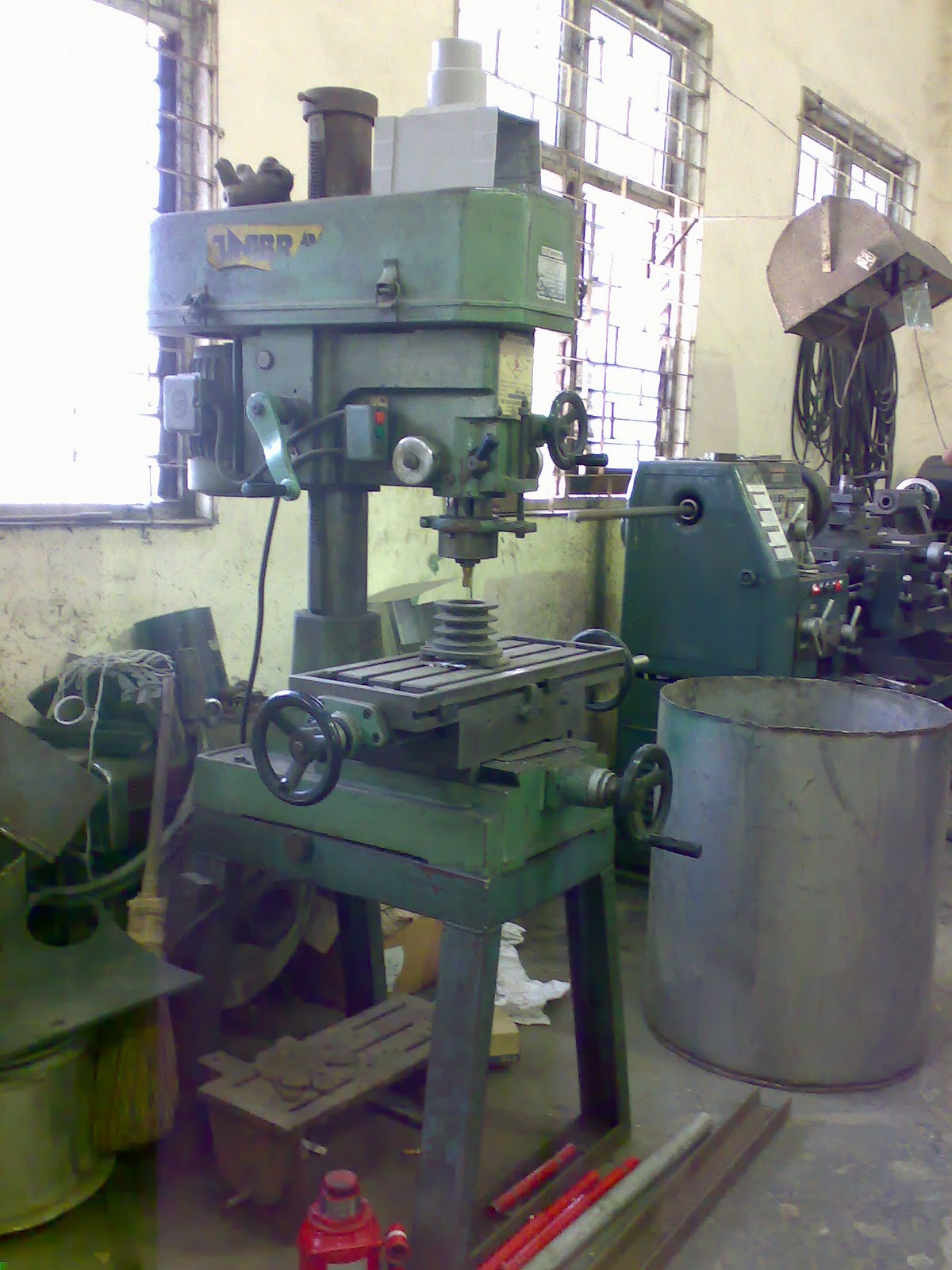 Laboratorium Mekatronika Teknik Pertanian UB: Alat dan Mesin ...