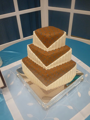 Crazy About Cakes: Megan's Diamond Shaped Wedding Cake