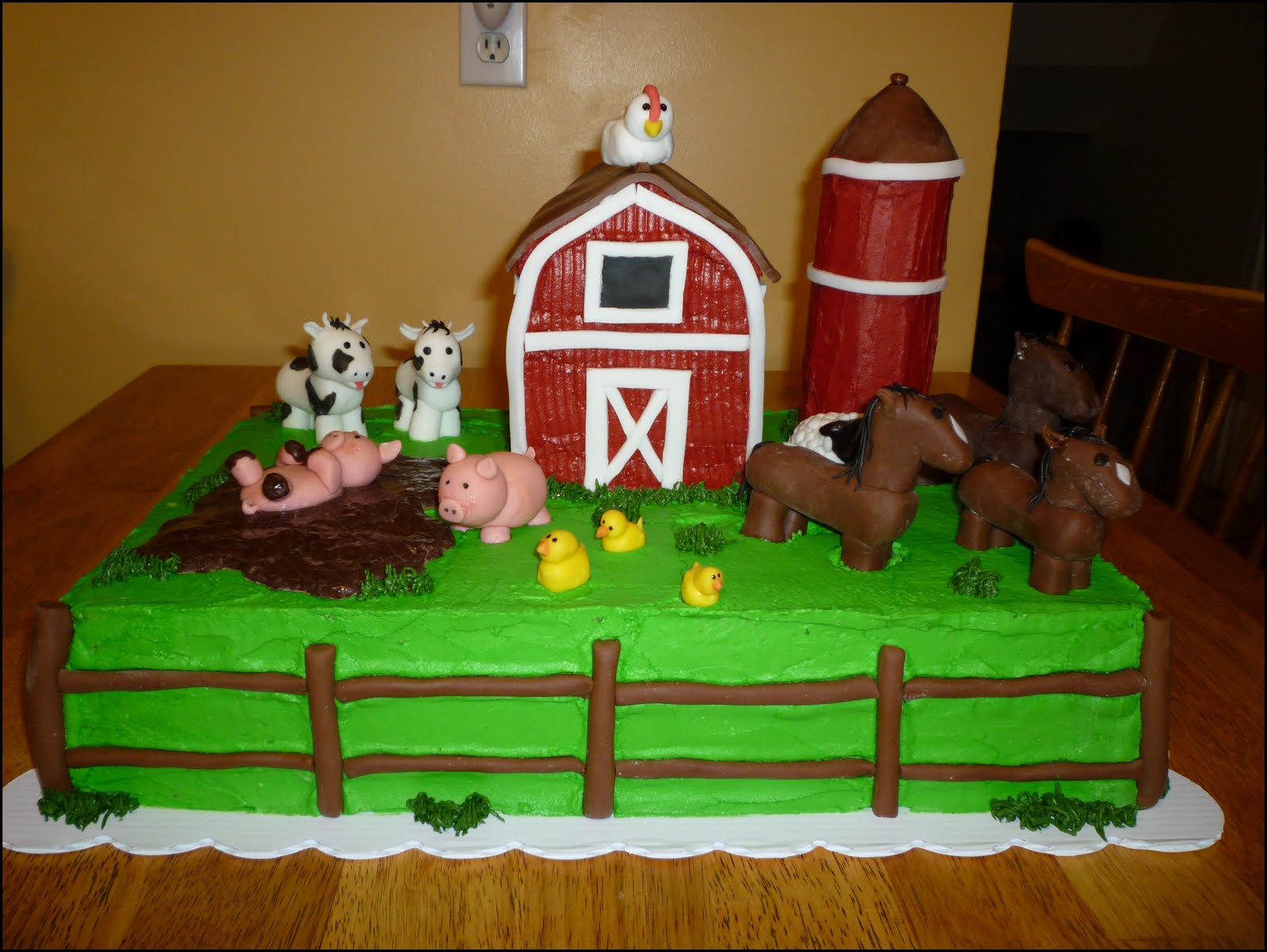 Crazy About Cakes: Old McDonald Had A Farm Cake