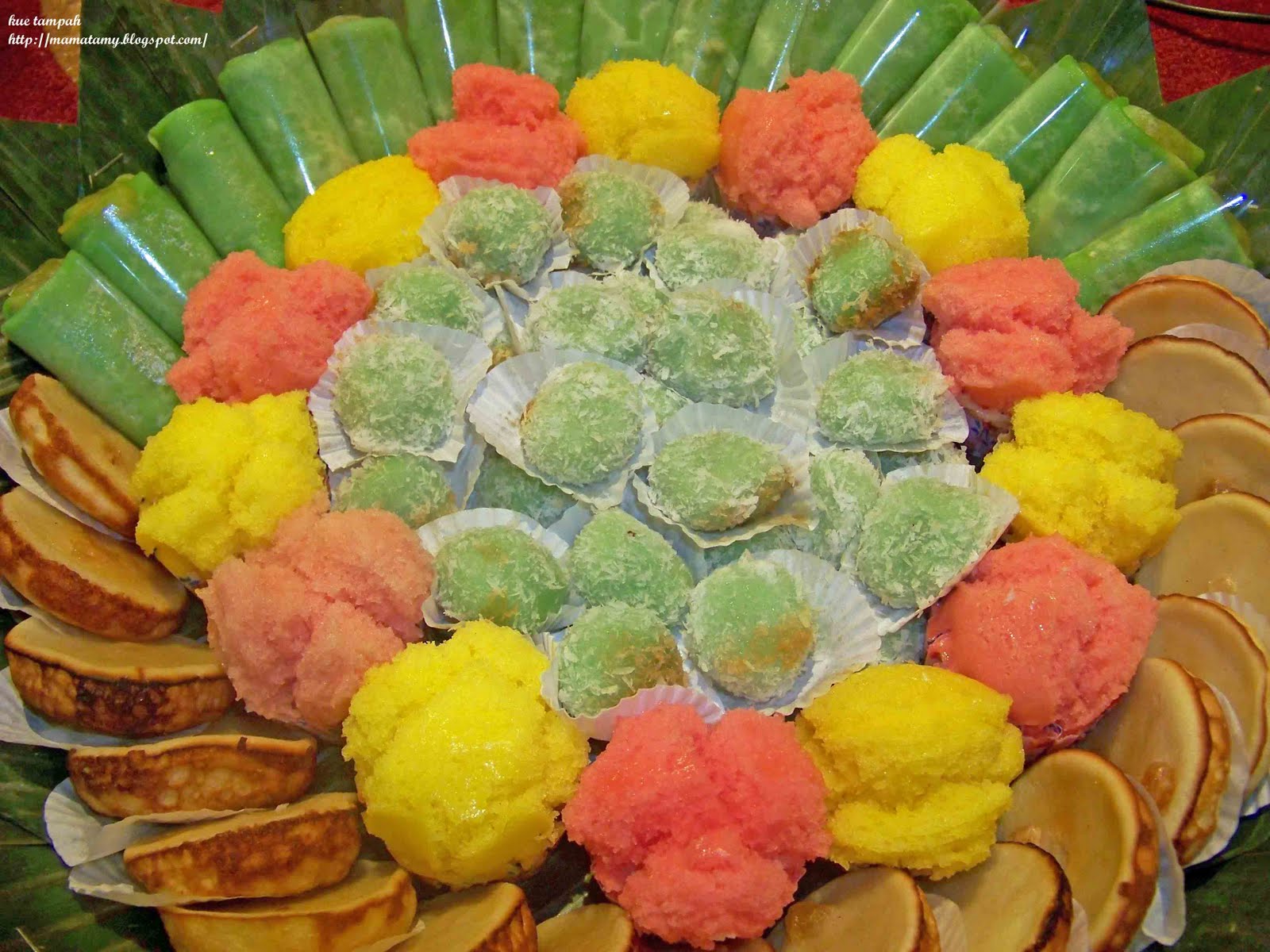 WARUNGKU: kue tampah