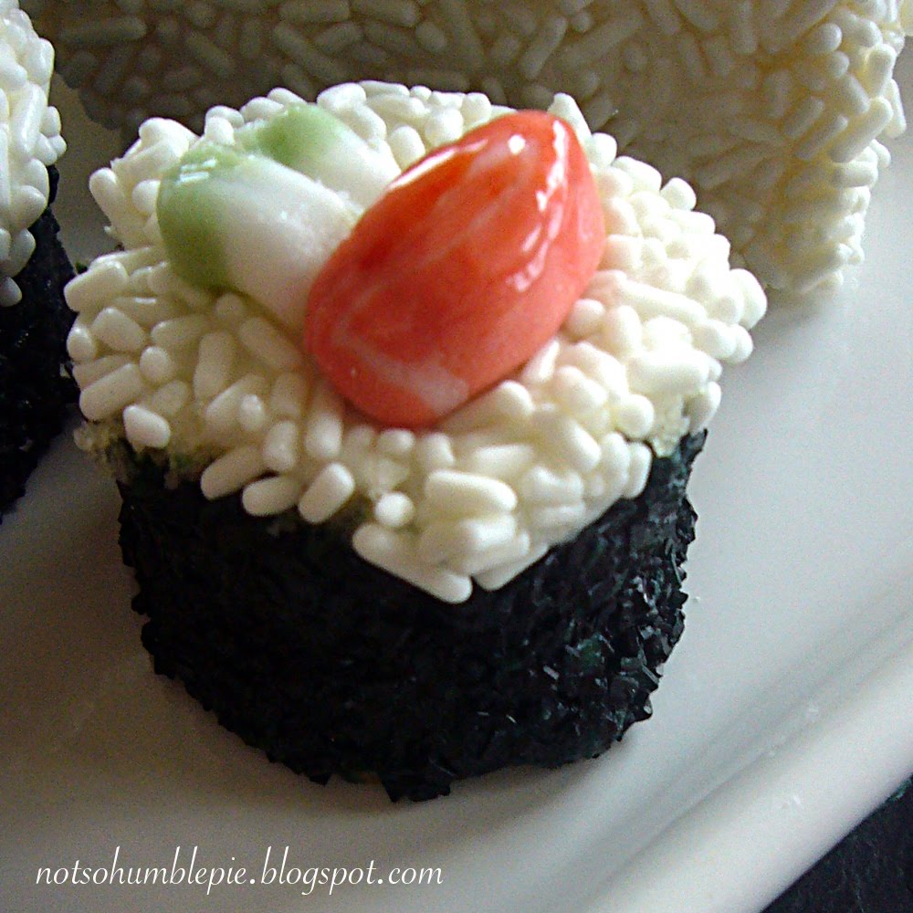 Not So Humble Pie: Sushi Cupcakes