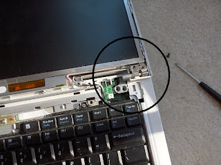 Dell Laptop Hinge Repair: Repairing a Dell XPS M140 Broken Screen Hinge