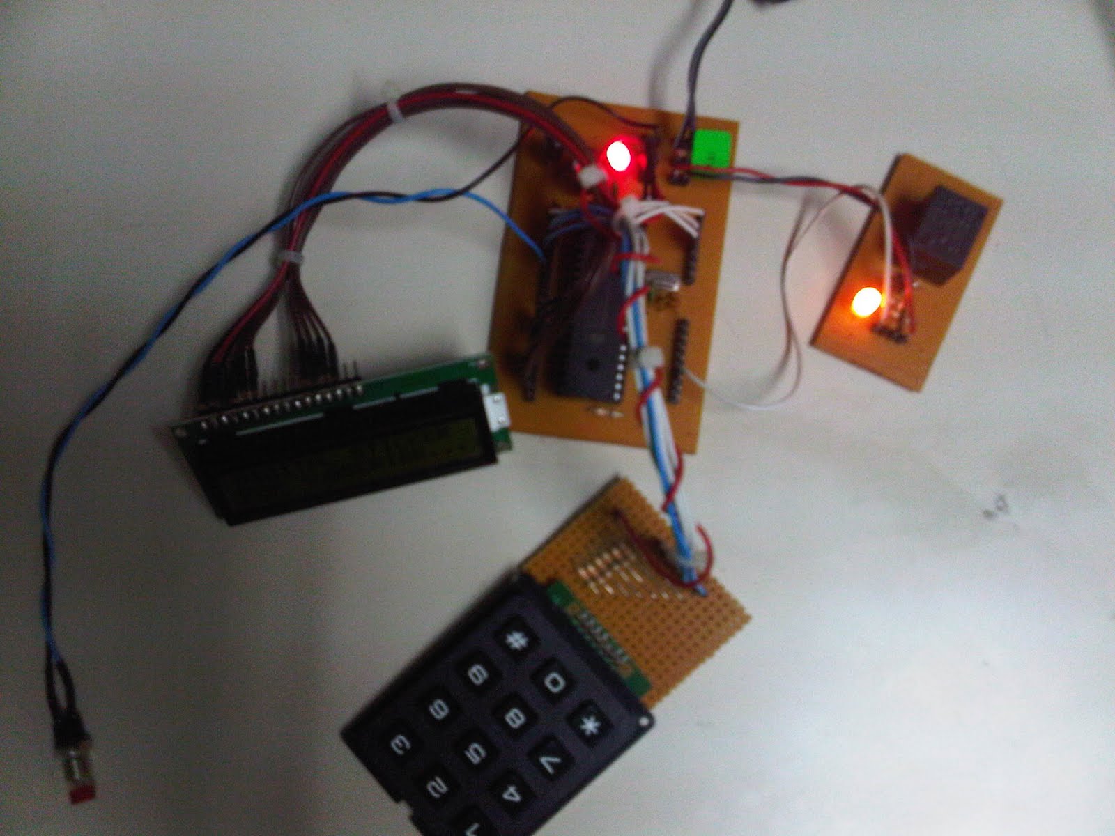 Projek Elektronik ~www.jalanpasar.net~: PROJEK ELEKTRONIK: keypad ...