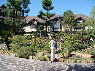 Wangster's Life Events: Next door to Jet Li's mansion