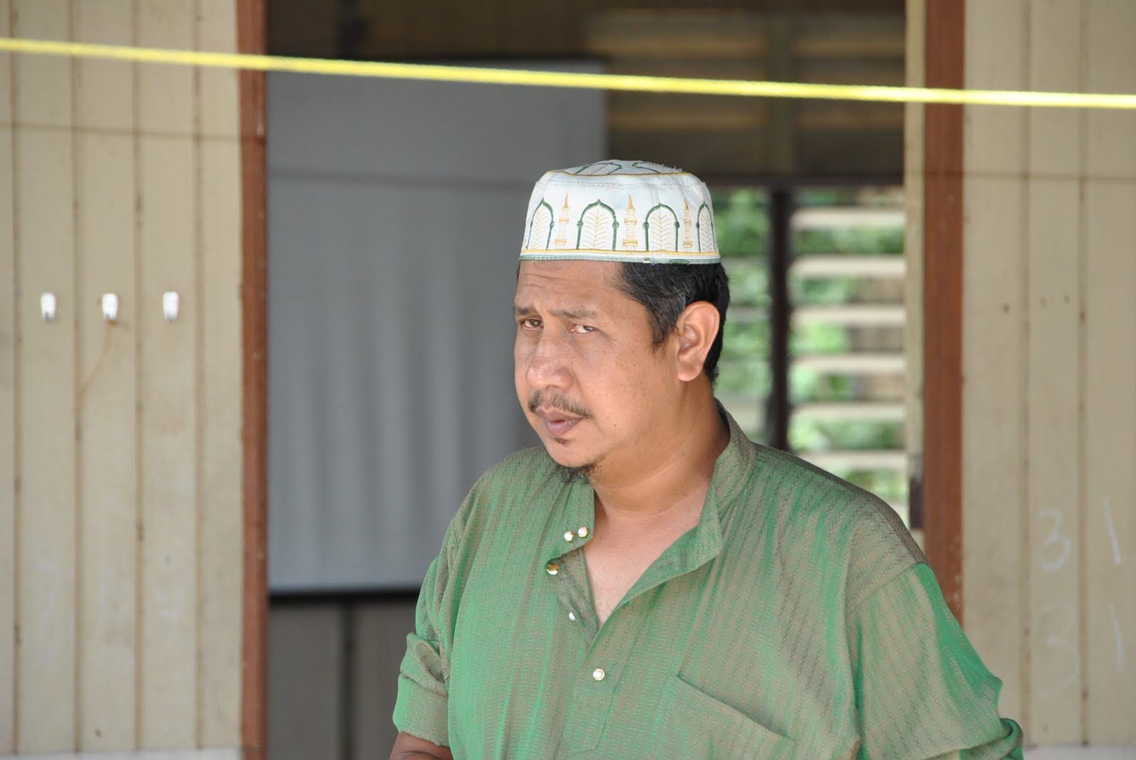 JARINGAN KELUARGA IMAM MANAS