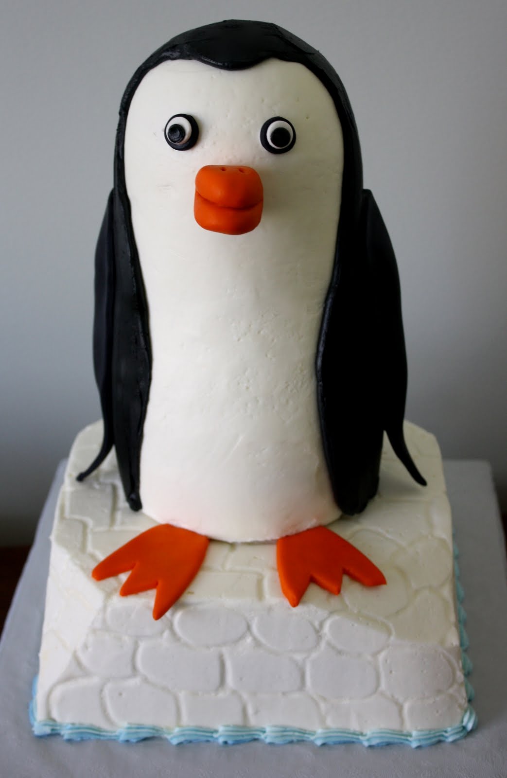 Claudine: Penguin Cake