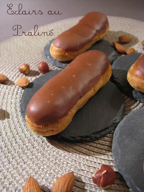 J'en reprendrai bien un bout...: Eclairs au Praliné