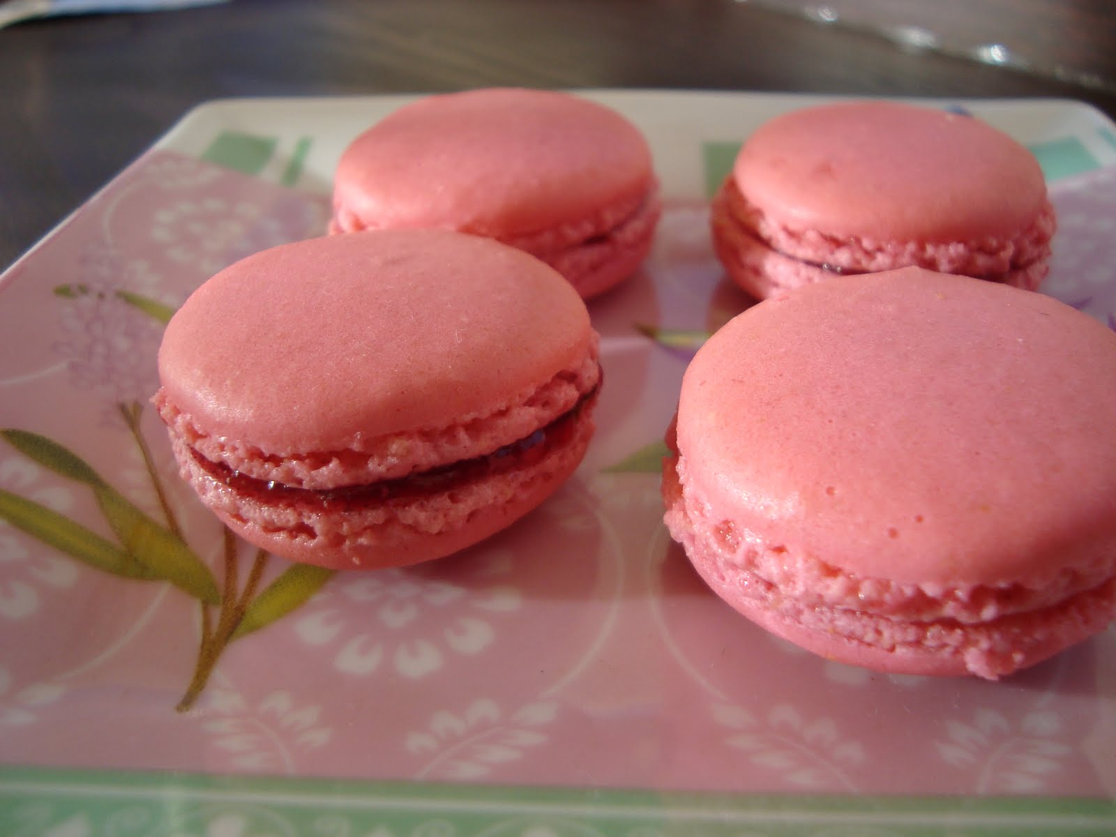 Du Bruit dans la CUISINE: Mes tous premiers macarons, dans une ambiance ...