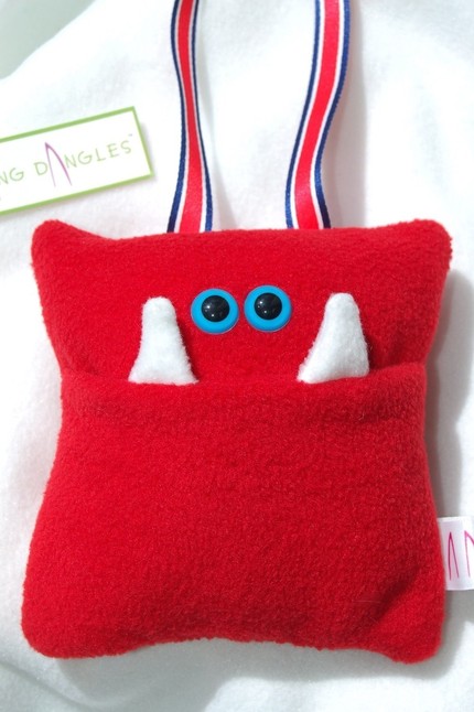 The Dress-up Drawer: Giveaway- Fang Dangles!