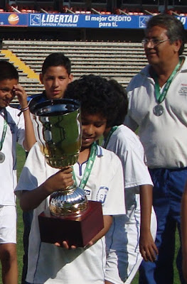 Querétaro CUP Bicentenario 2010: CAMPEONES Varinil 2000: Casa de la ...