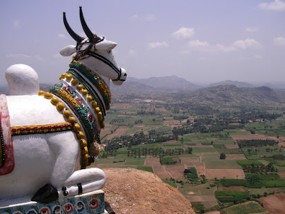 Discover the happiness ..: Achalu betta! a hillock near kanakapura