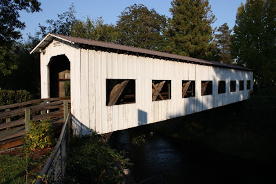Oregon - Like No Other: Oregon Covered Bridges - COTTAGE GROVE REGION