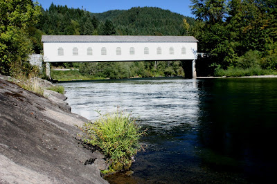 Oregon - Like No Other: Oregon Covered Bridges - CASCADE FOOTHILLS REGION