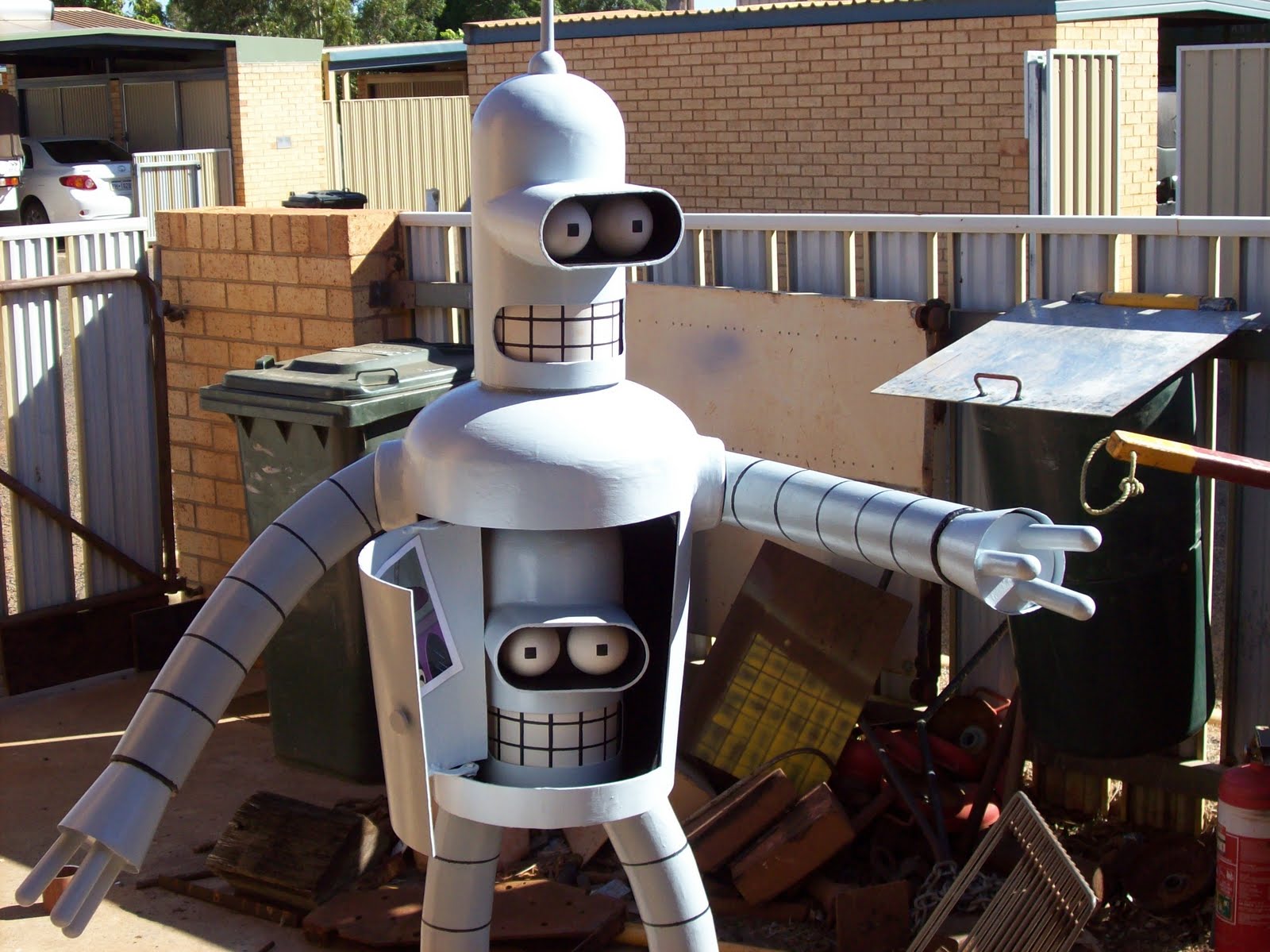 Des' projects or "Musings from the Shed": Bender is finally finished