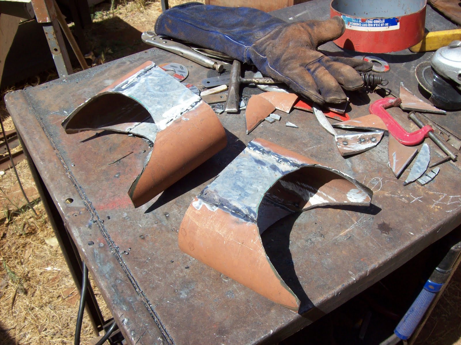 Des' projects or "Musings from the Shed": Bender's Head - eye shroud