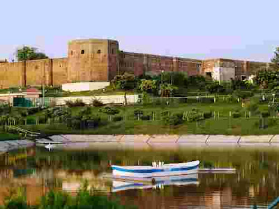 Travel Point: Bagh-e-Bahu in Jammu