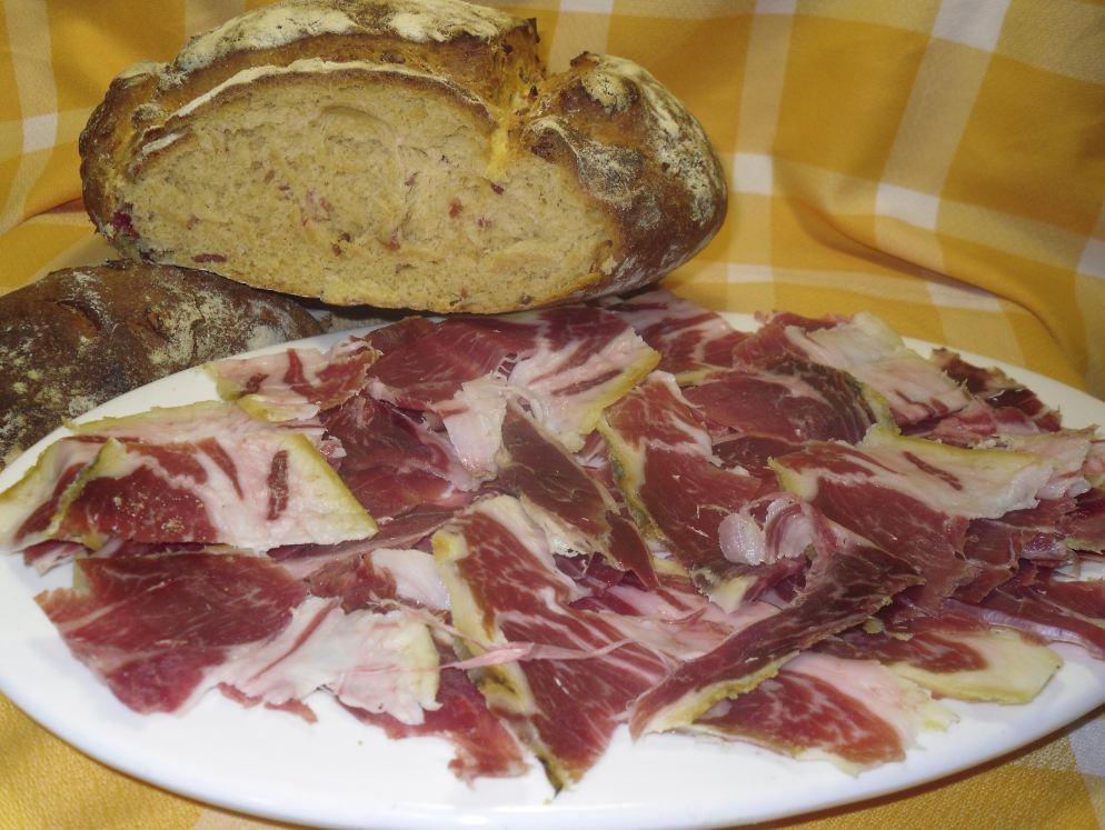 LA COCINA PLURAL: ¡ Y DICES TU DE PAN!... PAN DE MOJO PICÓN Y PANCETA