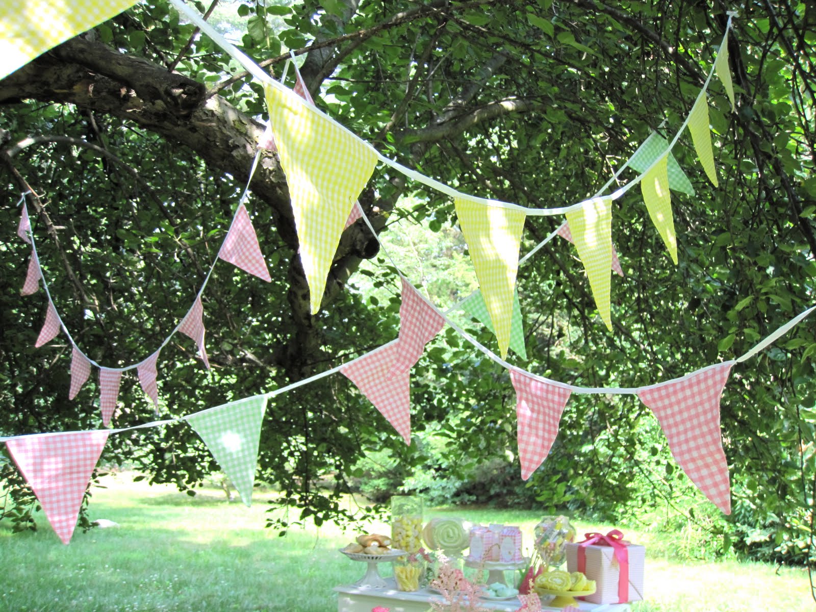 Kate Landers Events, LLC: A Gingham Birthday Party {New Collection}