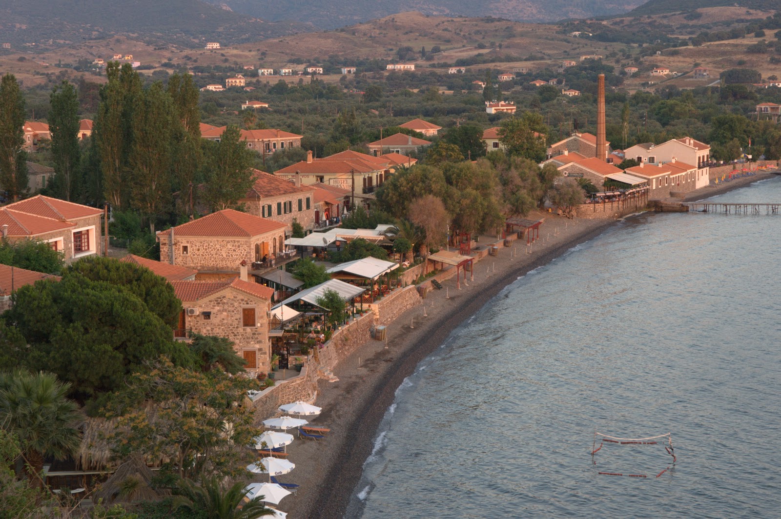 Lazele: ΜΟΛΥΒΟΣ ΛΕΣΒΟΥ