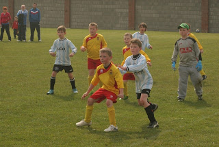 Mount Merrion Youths Football Club - In action: Mount Merrion corner